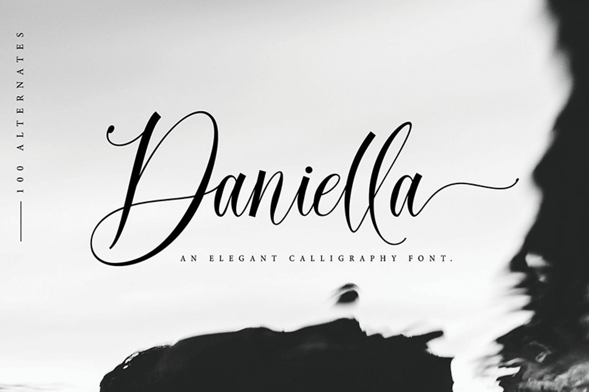 Daniella Script Font | sizimon | FontSpace