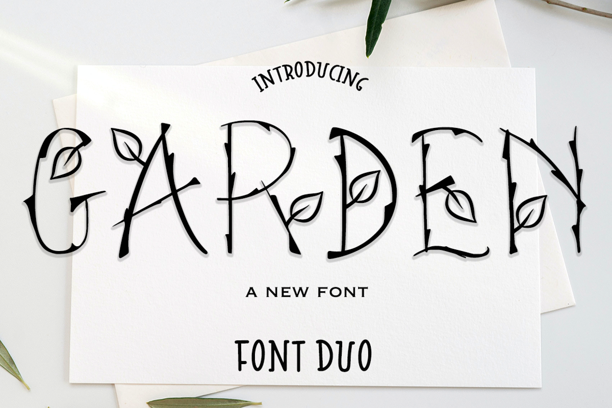 Moon garden Font | cocodesign | FontSpace